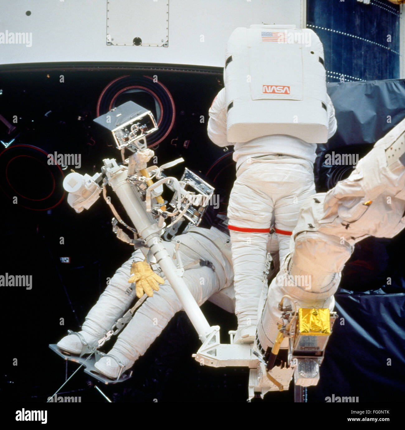 Astronaut musgrave hi-res stock photography and images - Alamy