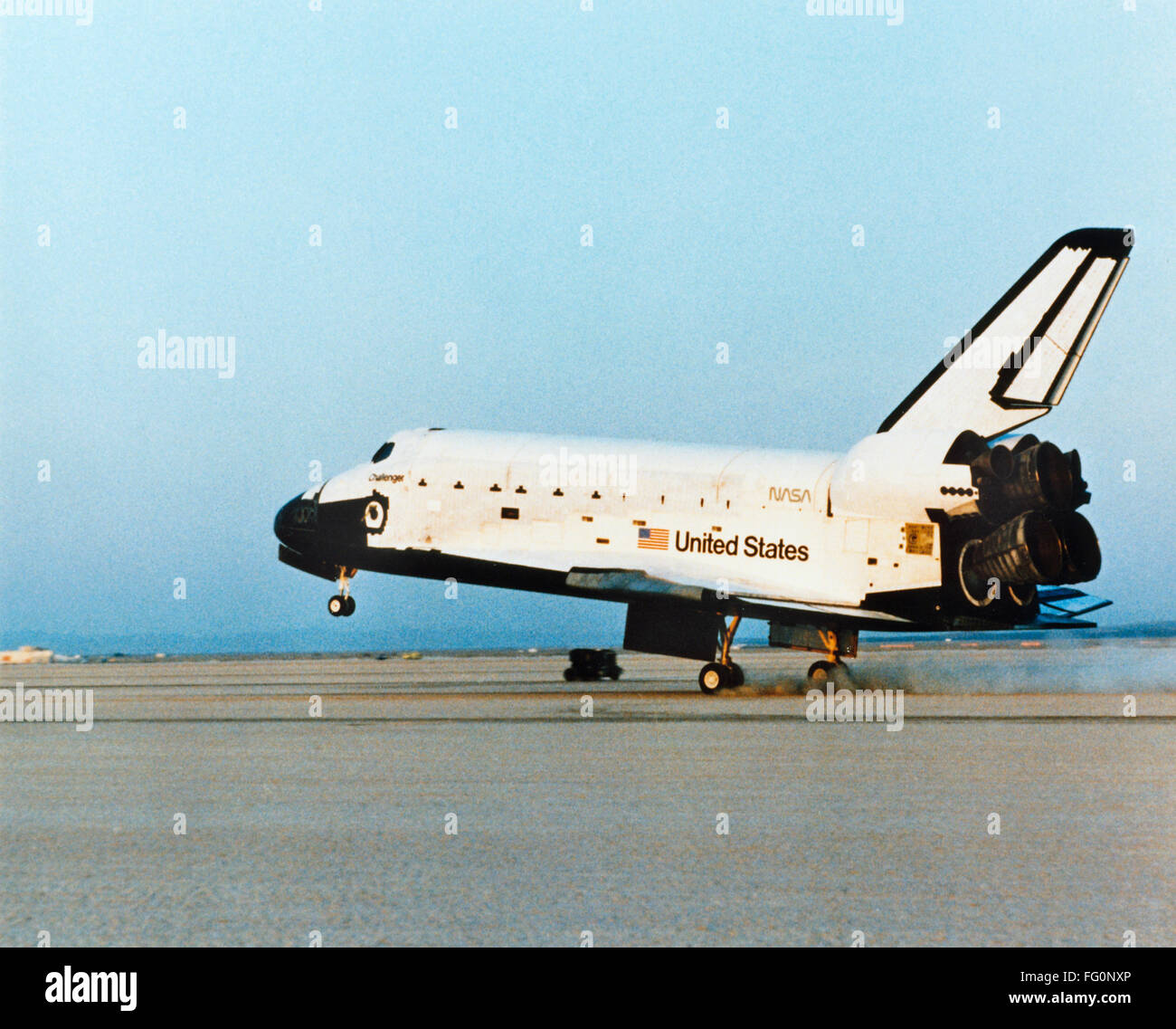 SPACE SHUTTLE CHALLENGER. /nThe Space Shuttle Challenger landing at ...