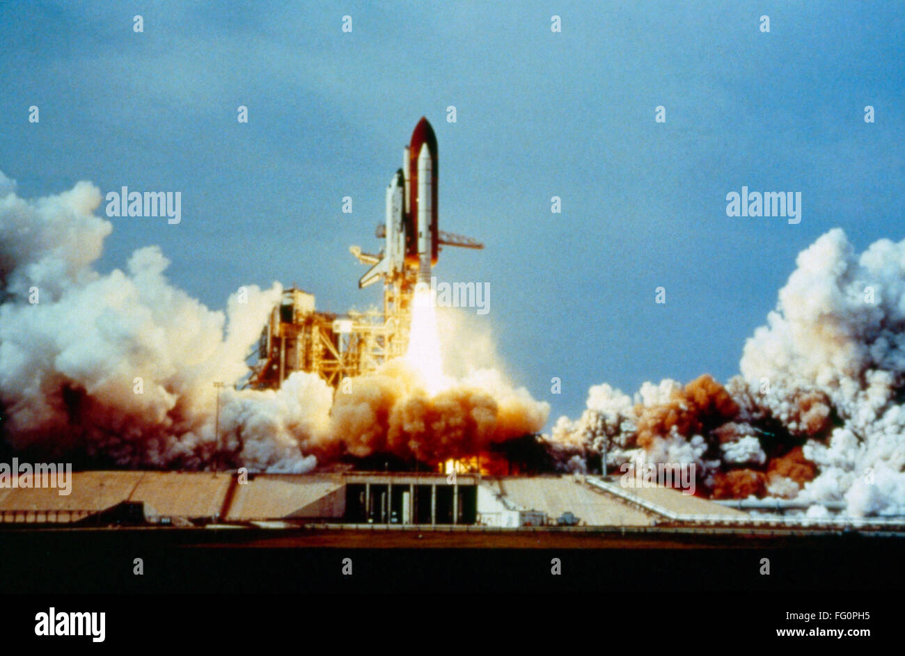 SPACE SHUTTLE: LAUNCH, 1986. /nLaunch of a NASA space shuttle from ...