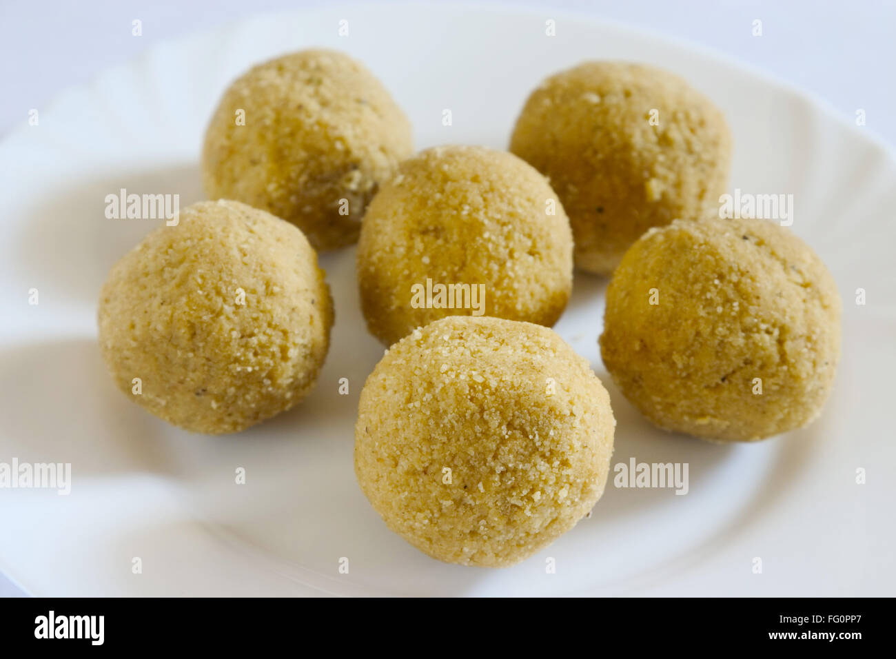 Food sweet ball , besan ke laddoos made from gram flour and sugar ...
