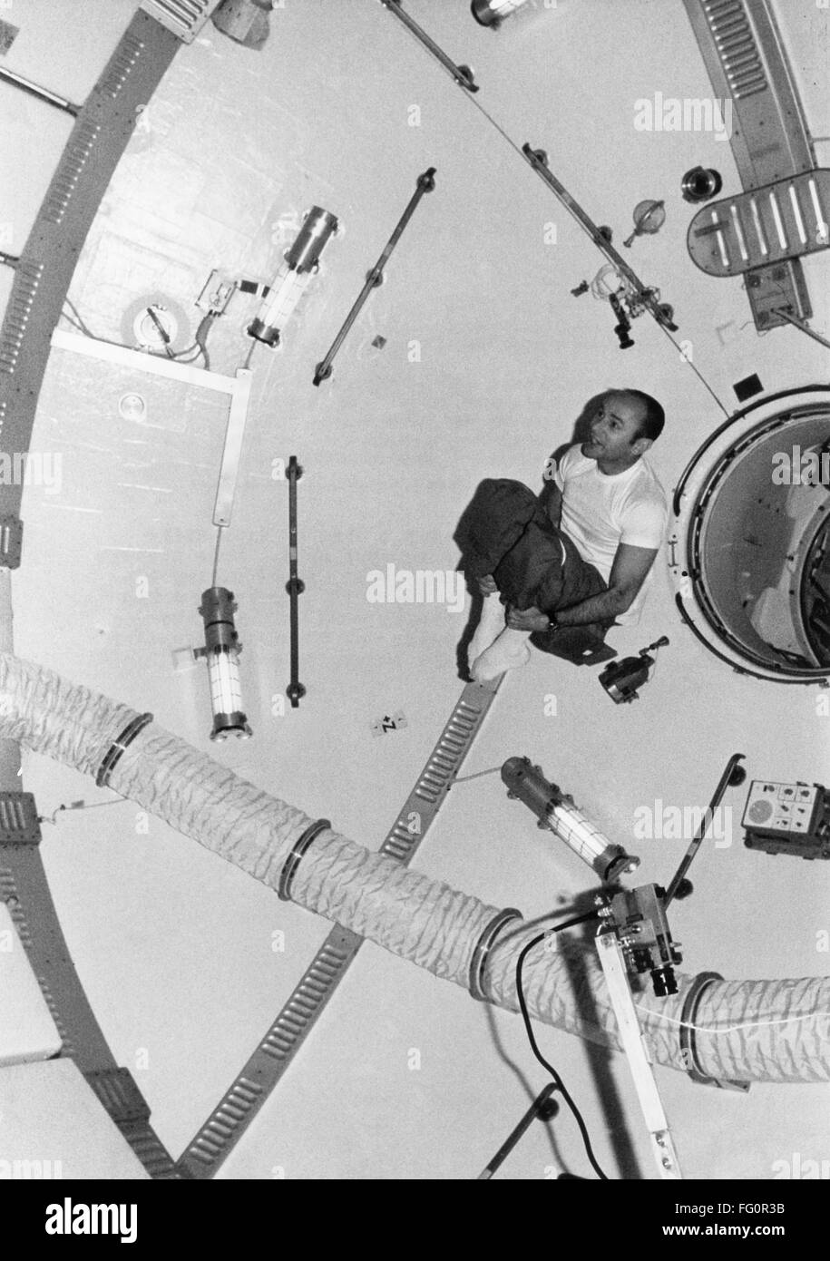 SPACE: SKYLAB 3, 1973. /nAstronaut Alan Bean floating in the Orbital ...