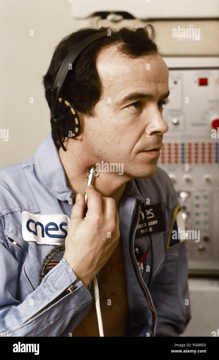 PATRICK BAUDRY (1946- ). /nFrench astronaut. Demonstrating a ...