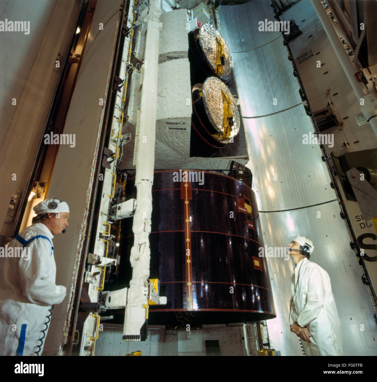 SPACE SHUTTLE DISCOVERY. /nThe payloads for the STS 41-D Space Shuttle ...