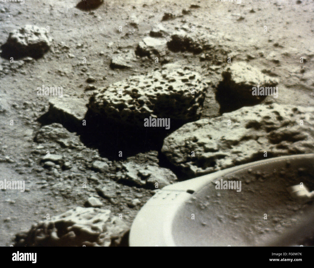 VIKING 2: MARS, 1976. /nThe first photograph of the Viking 2 landing ...