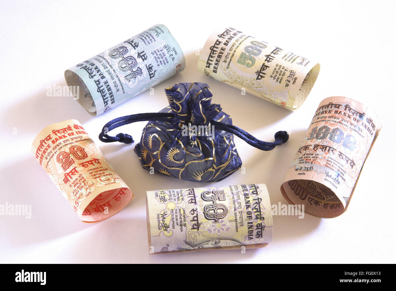 Five thousand rupees hi-res stock photography and images - Alamy