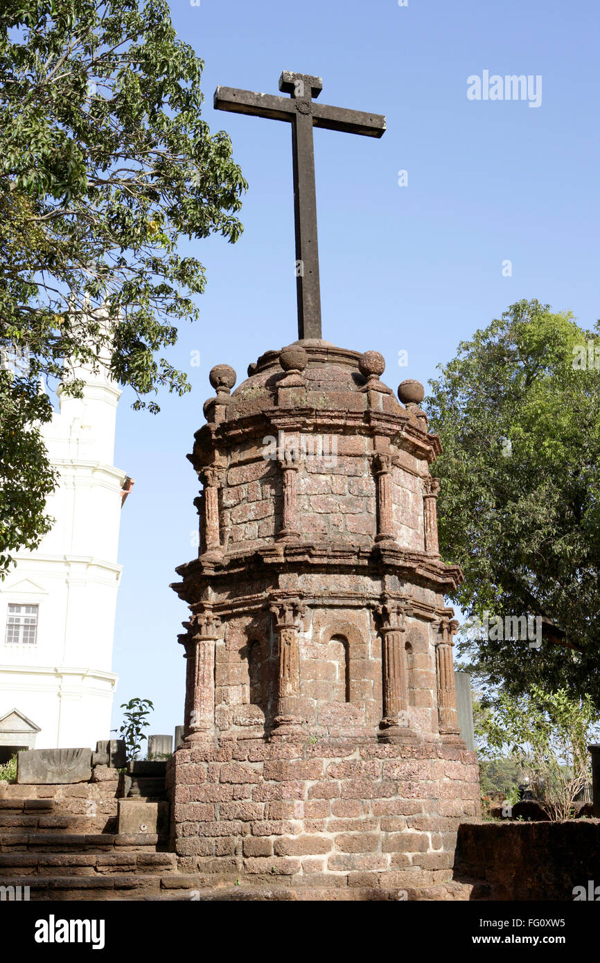 Holy cross in compound hi-res stock photography and images - Alamy