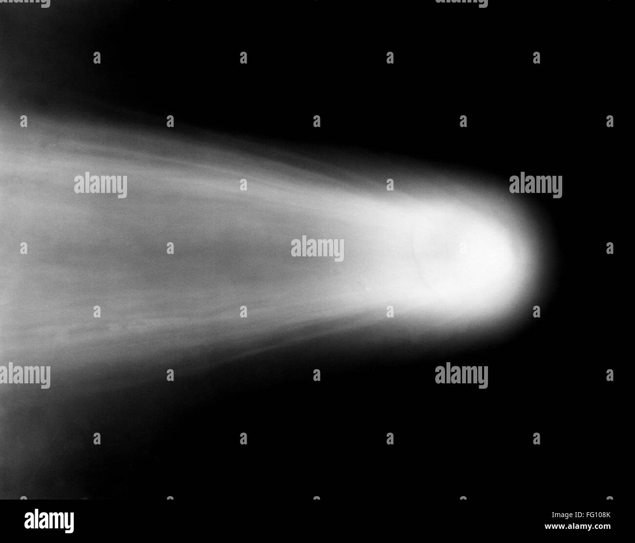 HALLEY'S COMET, 1910. /nThe head of Halley's Comet. Photographed by the ...