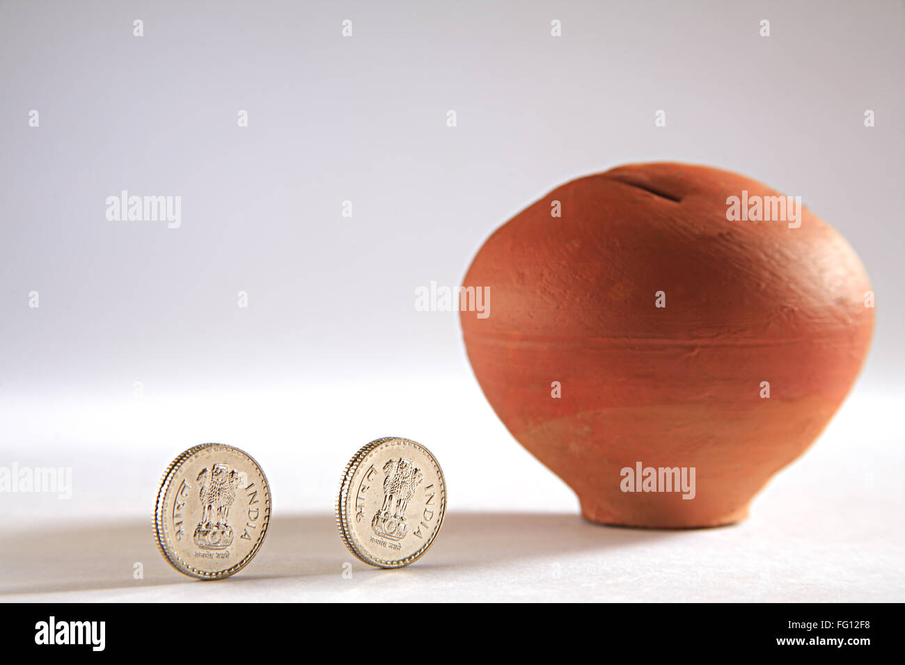 Gullak hi-res stock photography and images - Alamy