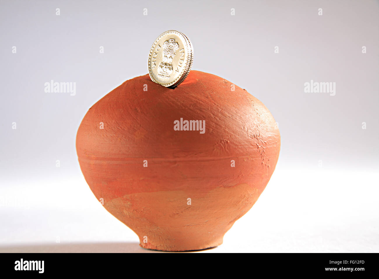Coin box clay hi-res stock photography and images - Alamy