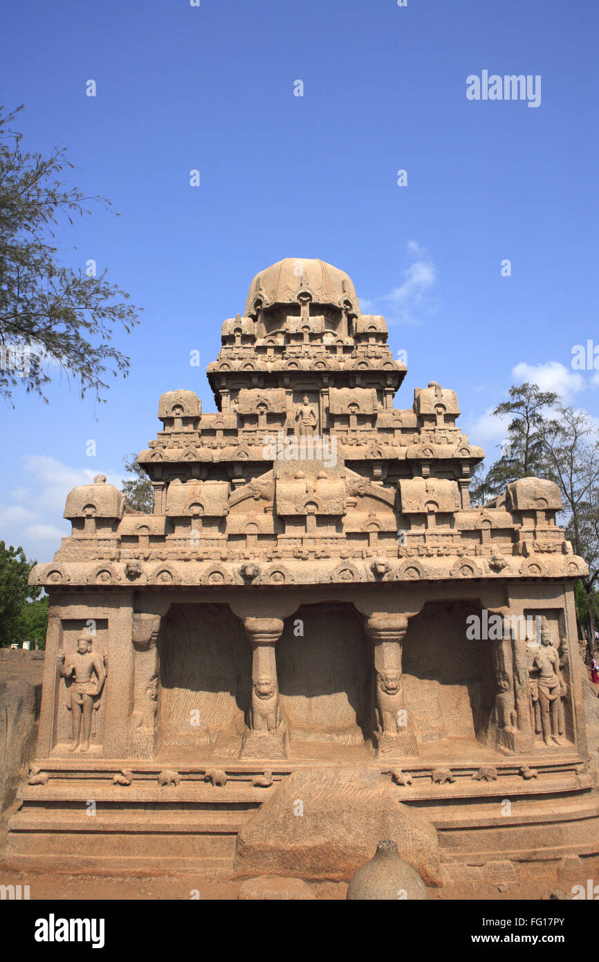 Ratha temples hi-res stock photography and images - Alamy
