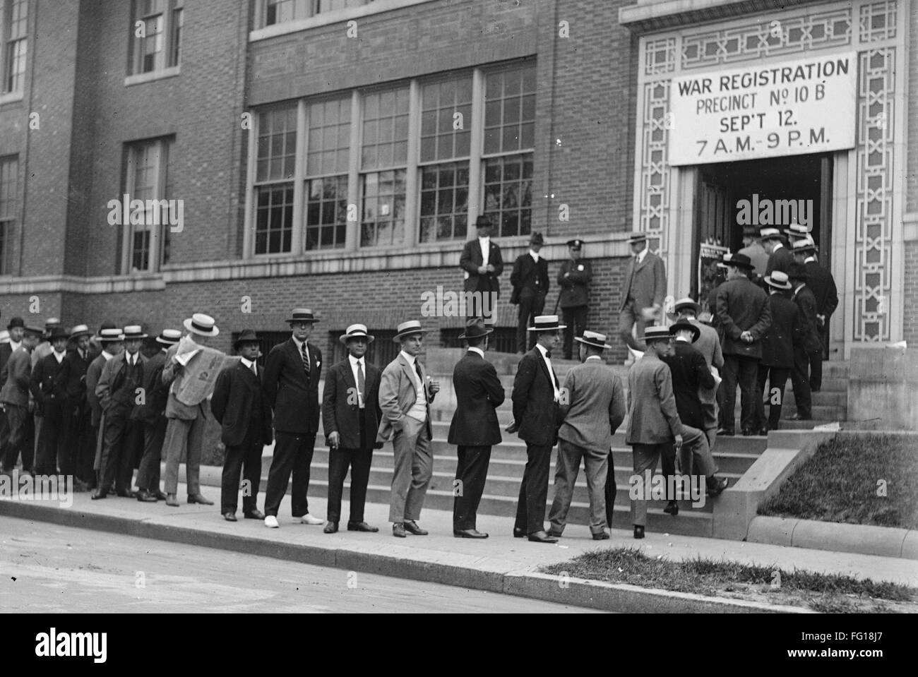 Should i wait hi-res stock photography and images - Alamy