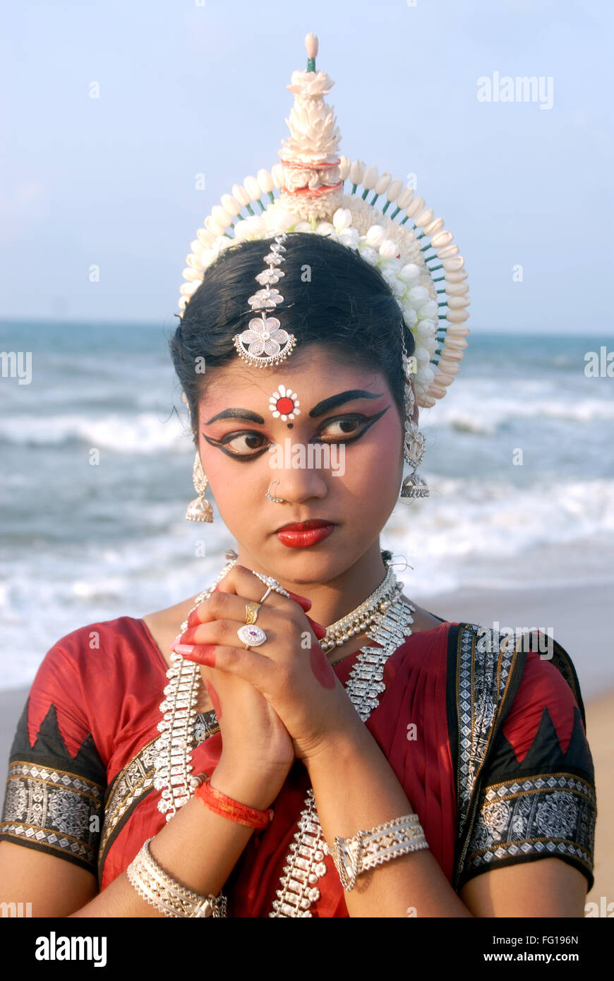 Odissi dancer india hi-res stock photography and images - Alamy