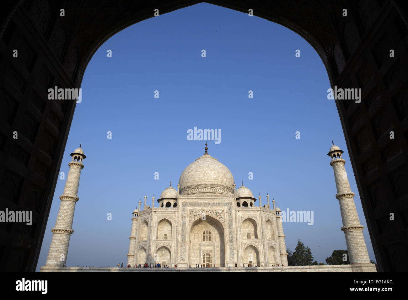 Taj Mahal view through huge arch Seventh Wonders of World , Agra ...