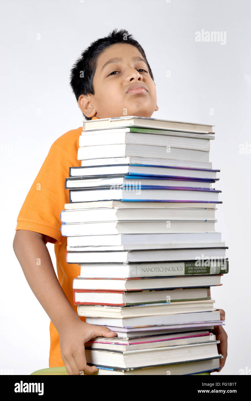 Kids carrying books hi-res stock photography and images - Alamy