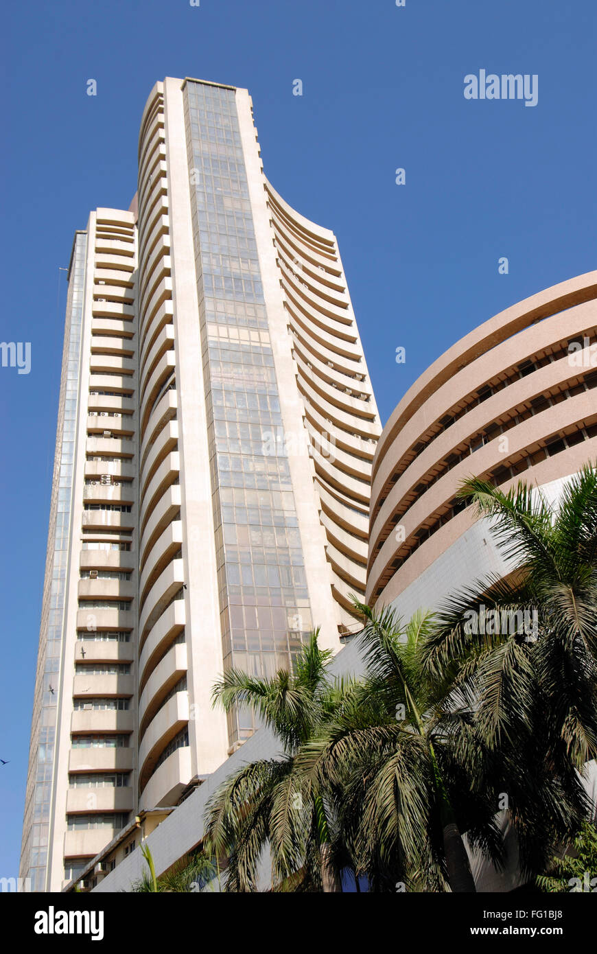 Bse skyscraper hi-res stock photography and images - Alamy