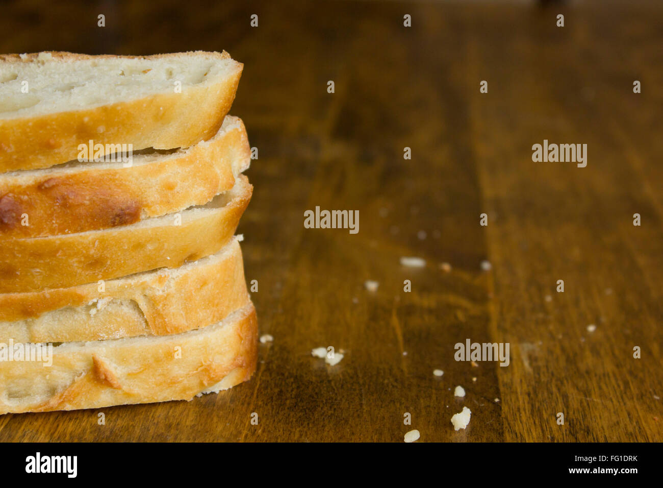A round, golden brown loaf of homemade artisan bread Stock Photo - Alamy