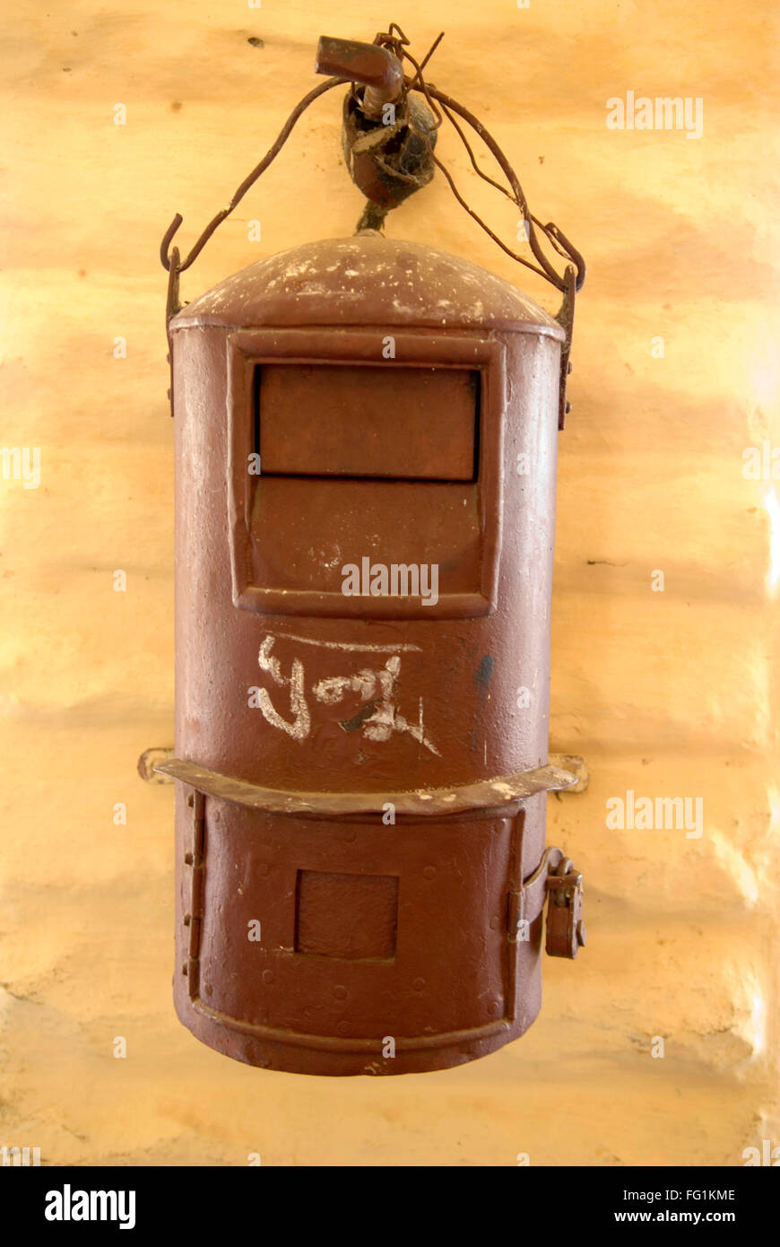 Red post box Stock Photo - Alamy