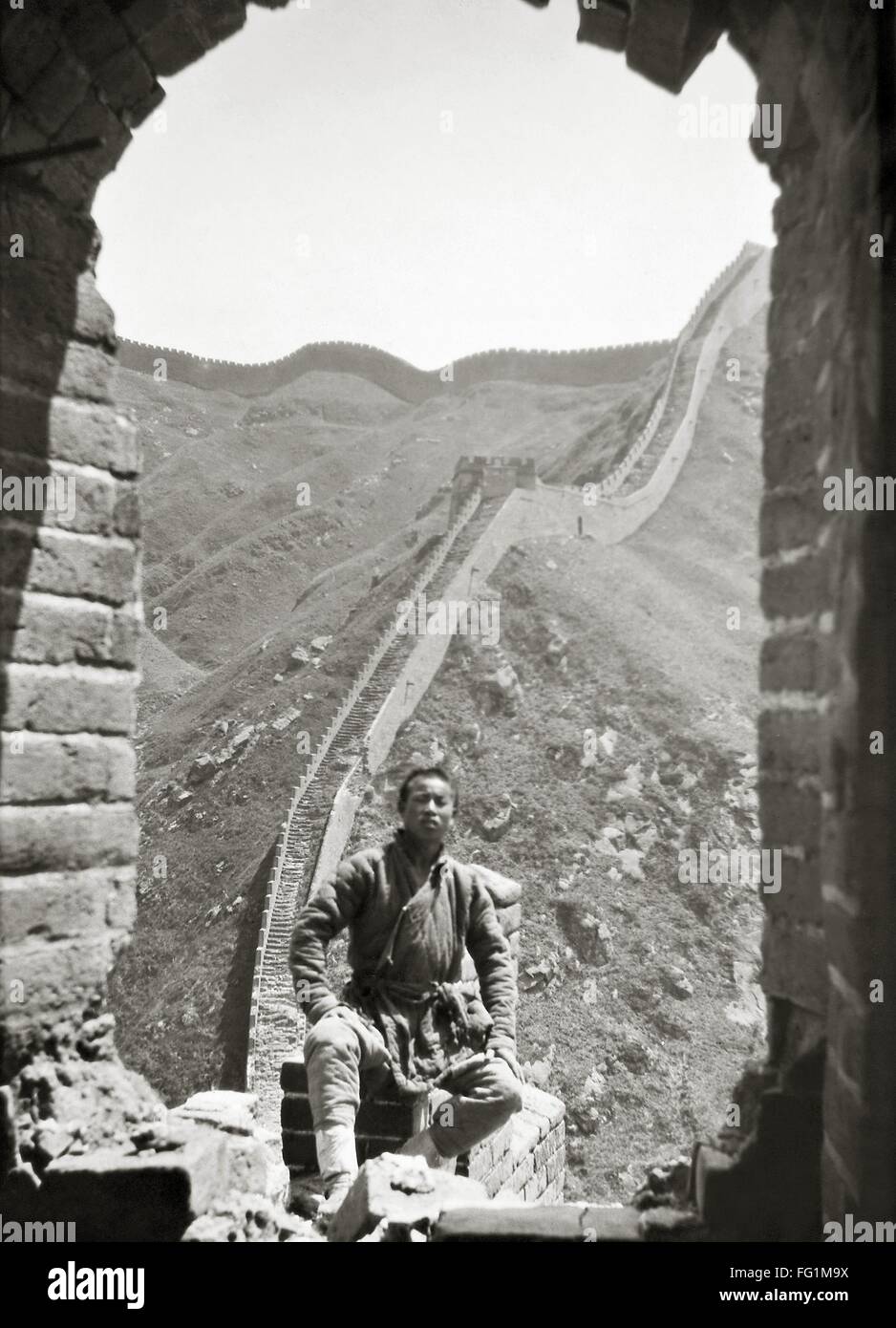 THE GREAT WALL OF CHINA. /nPhotographed in the 1920s Stock Photo - Alamy