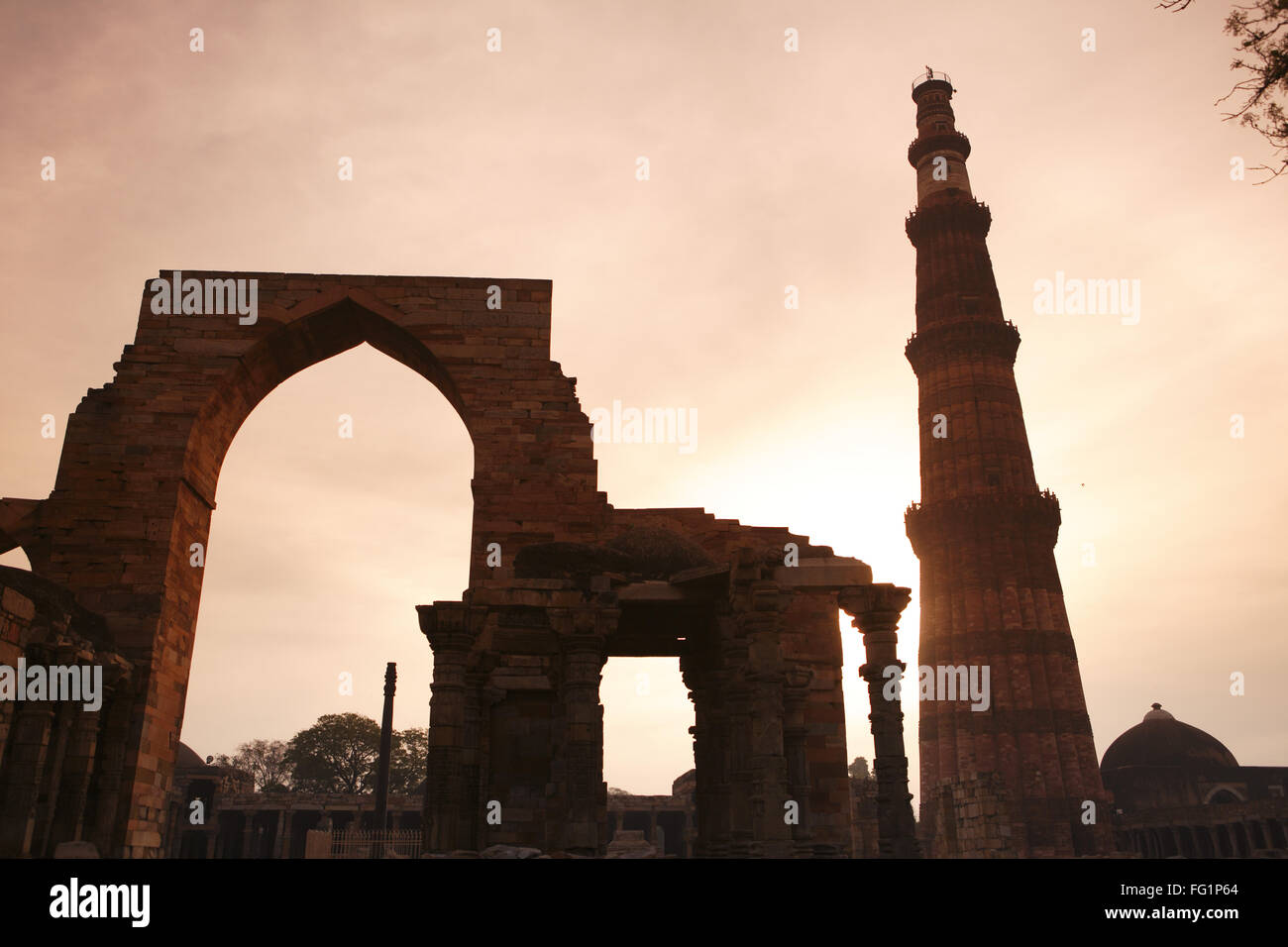 Qutab Minar built in 1311 red sandstone tower , Indo Muslim art , Delhi ...