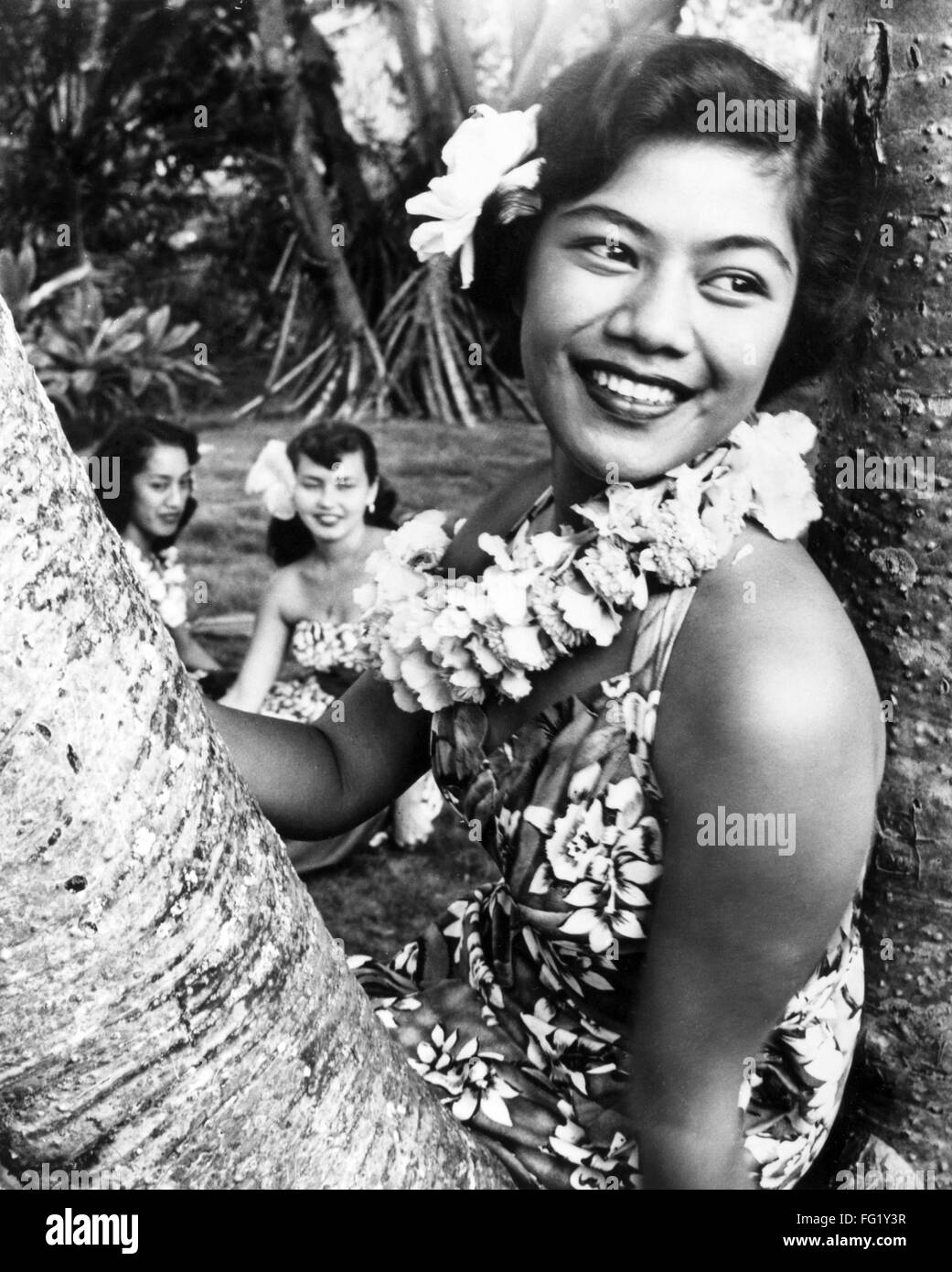 Native hawaiian women Black and White Stock Photos & Images - Alamy