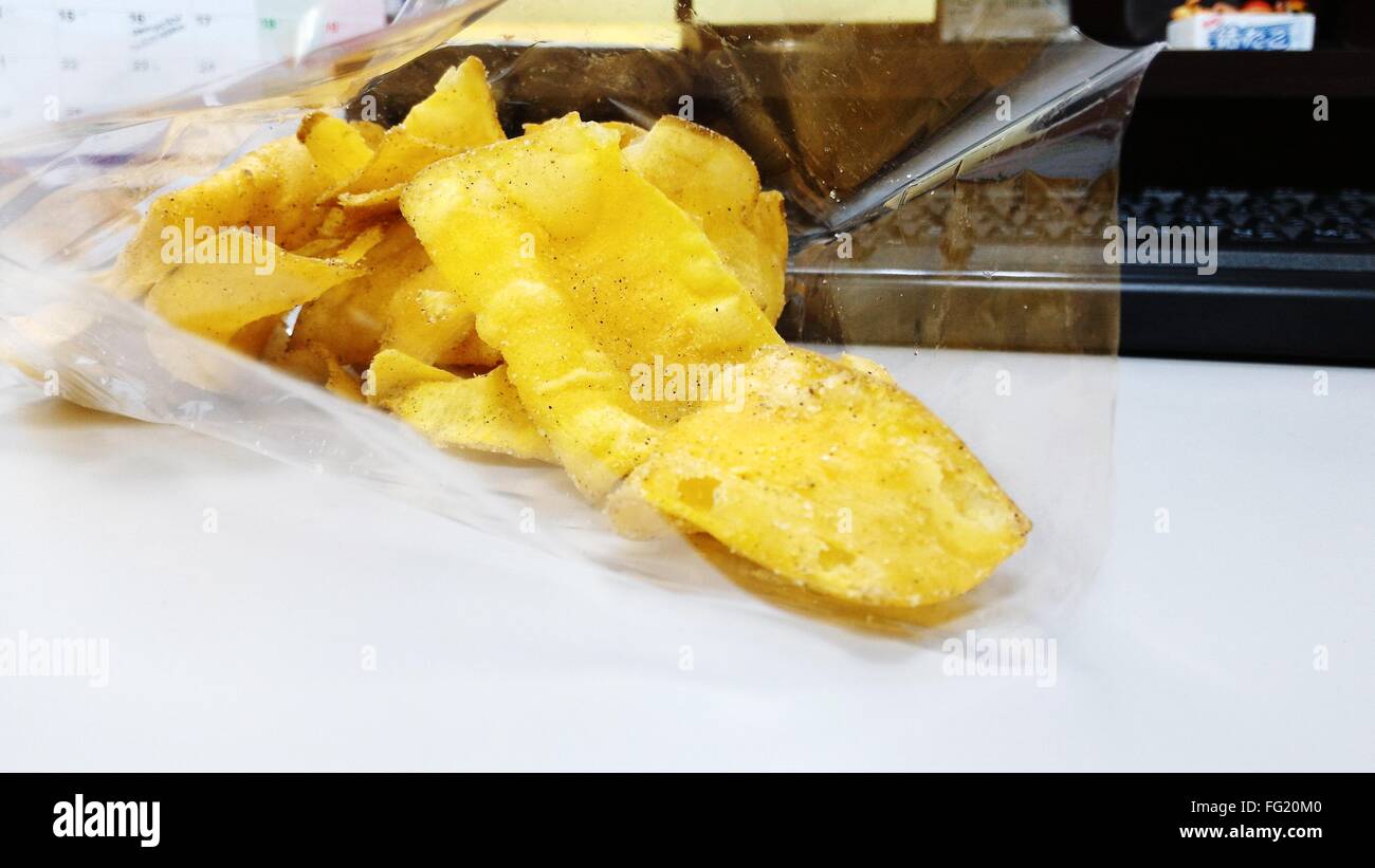 Open packet hi-res stock photography and images - Alamy