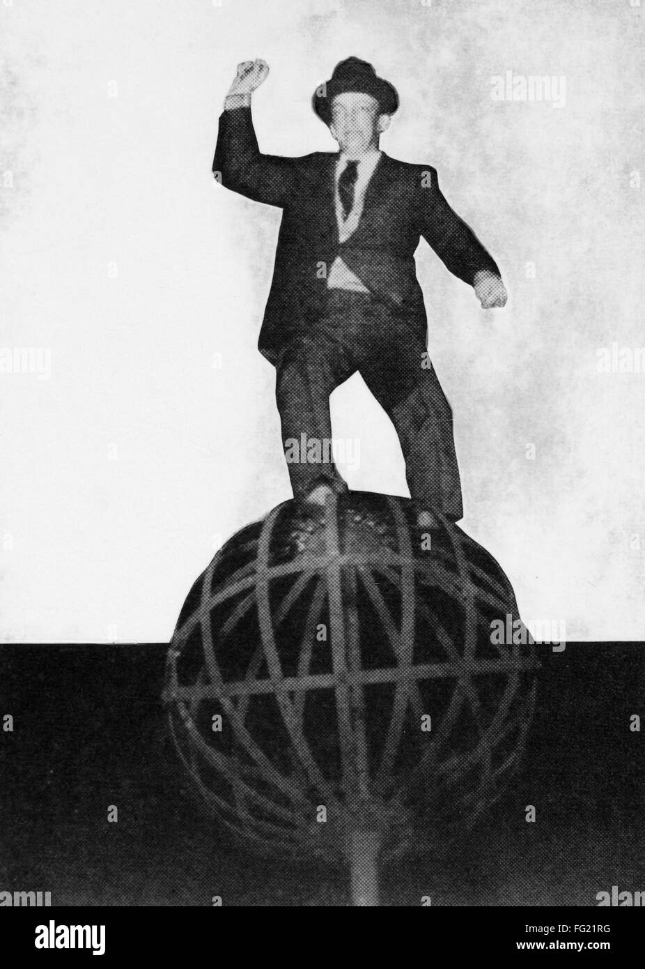 EDWIN HOWARD ARMSTRONG /n(1890-1954). American electrical engineer and ...