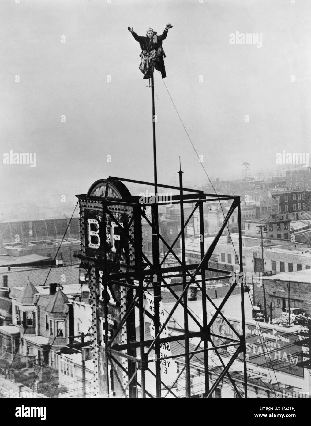 ALVIN 'SHIPWRECK' KELLY /n(c1893-1952). American stunt actor and ...