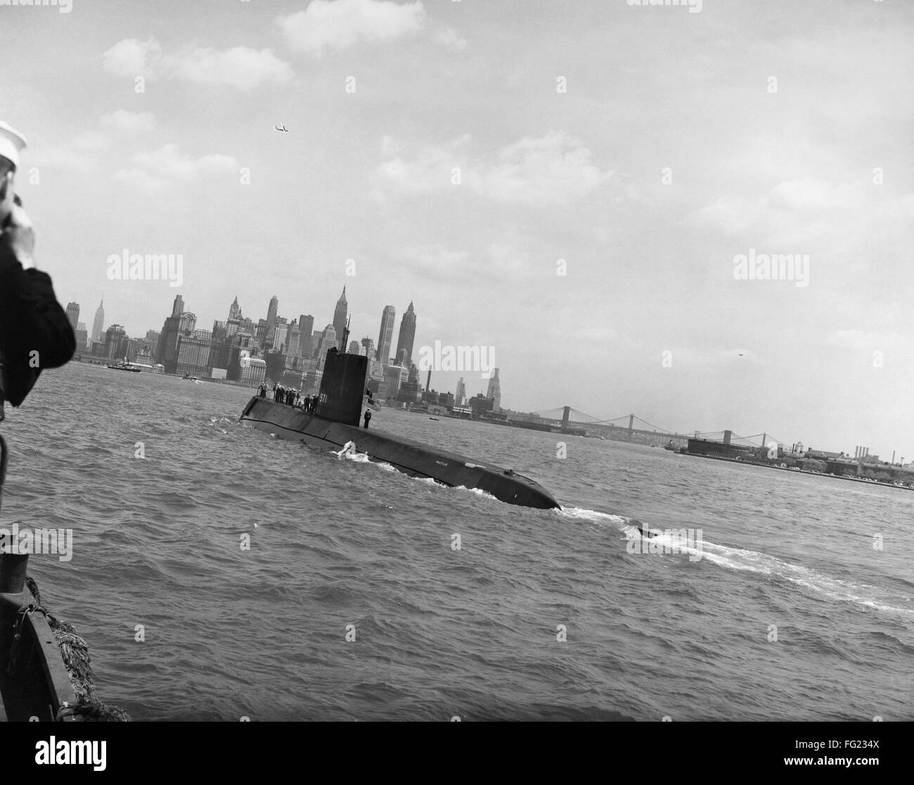 SUBMARINE: USS NAUTILUS. /nThe USS Nautilus, SSN-571, the world's first ...