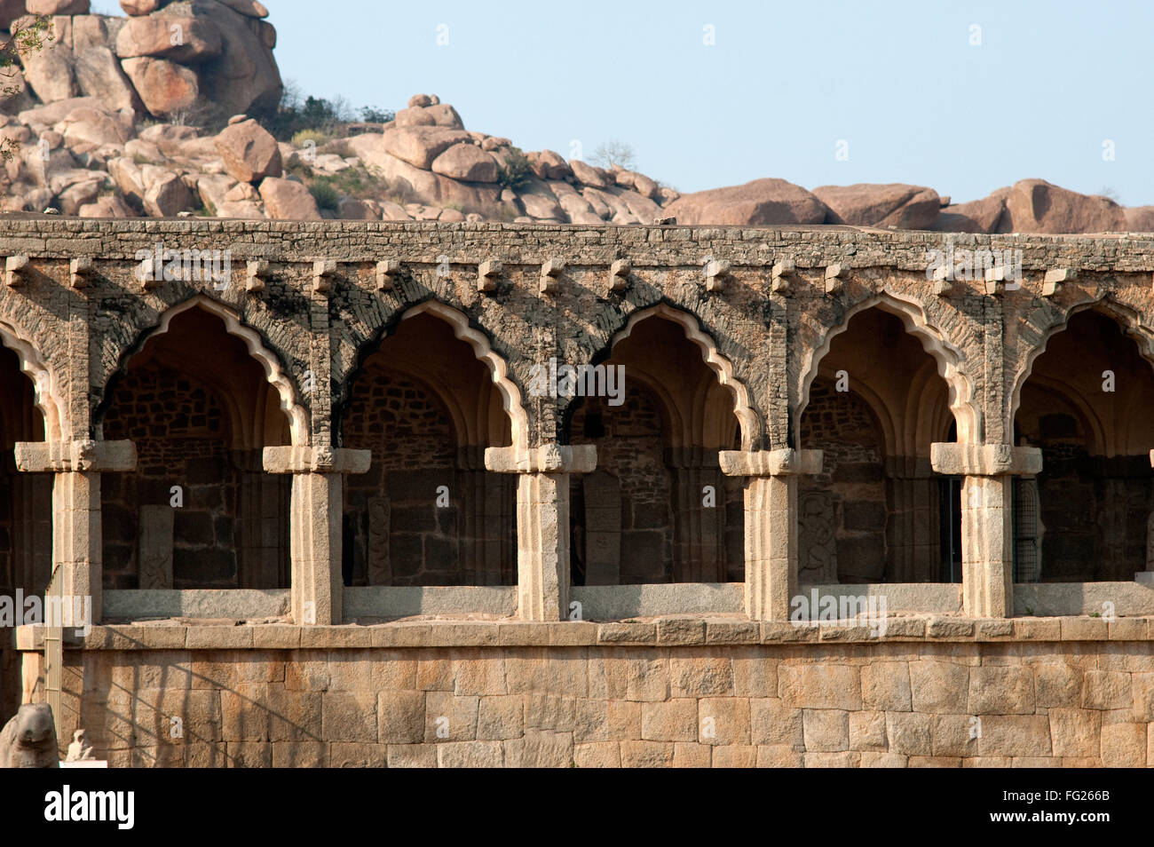 Elephant pillars hi-res stock photography and images - Alamy