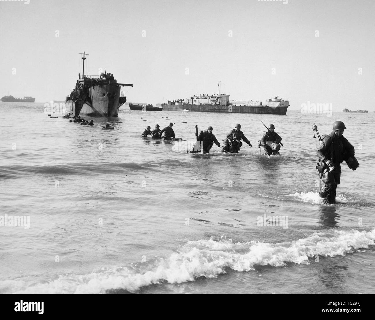 Landing at anzio Black and White Stock Photos & Images - Alamy