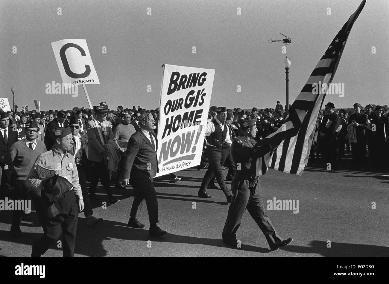 1967 vietnam protest washington hi-res stock photography and images - Alamy