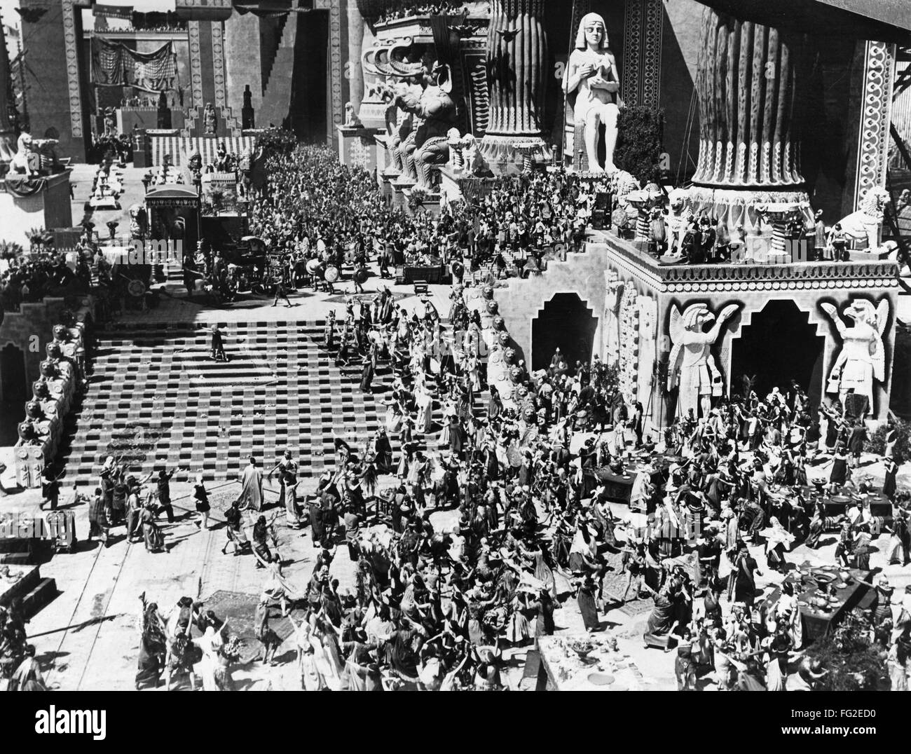 FILM: INTOLERANCE, 1916. /nScene from the Babylonian sequence in David ...