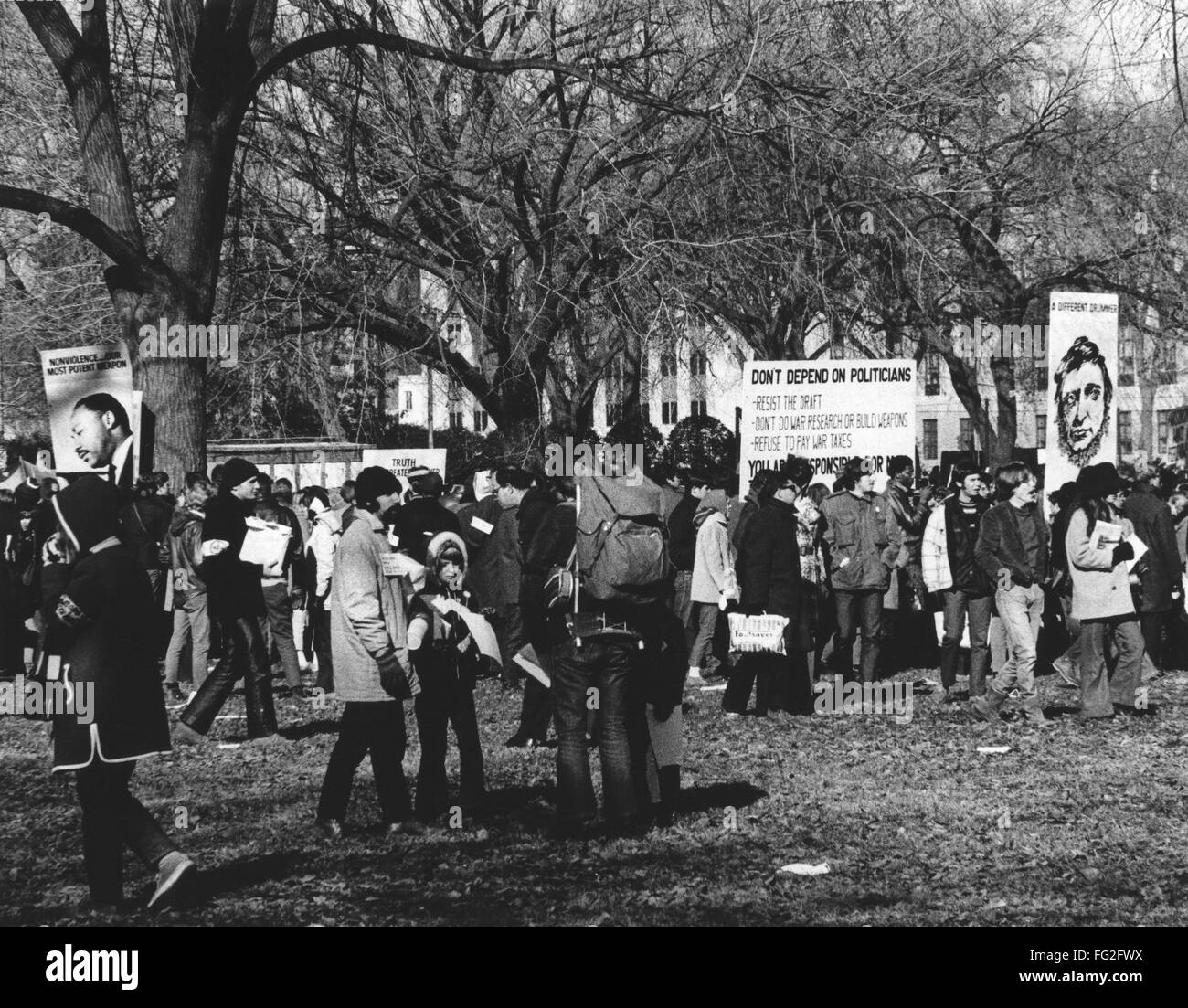 Anti vietnam war protest 1969 Black and White Stock Photos & Images - Alamy