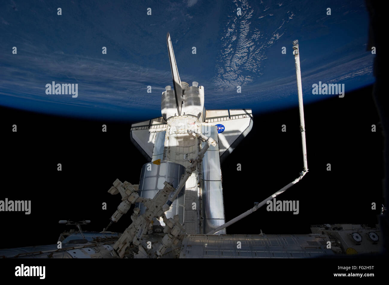 SPACE SHUTTLE DISCOVERY. /nThe Space Shuttle Discovery and ...