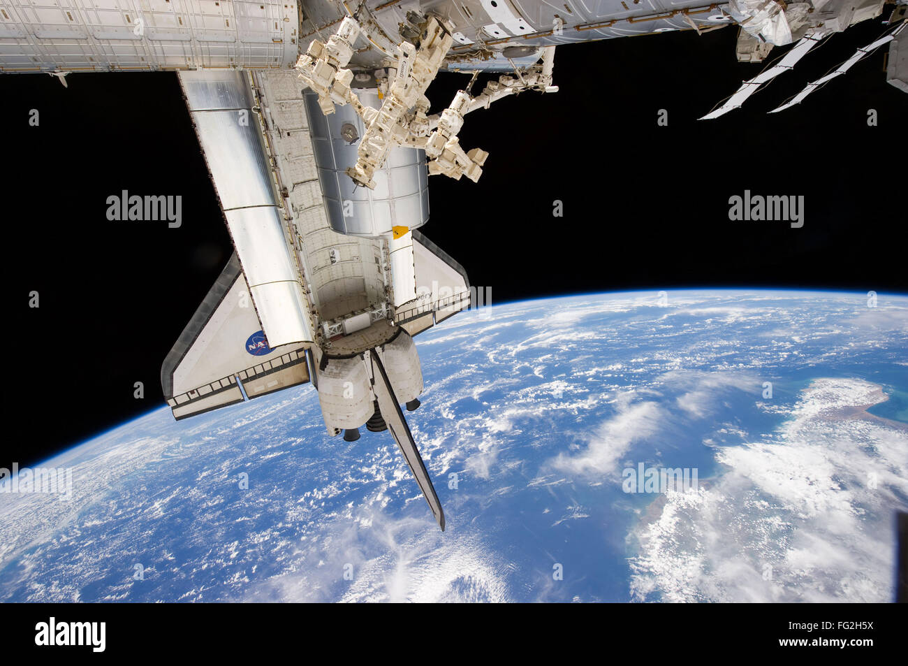 SPACE SHUTTLE DISCOVERY. /nThe Space Shuttle Discovery docked to the ...