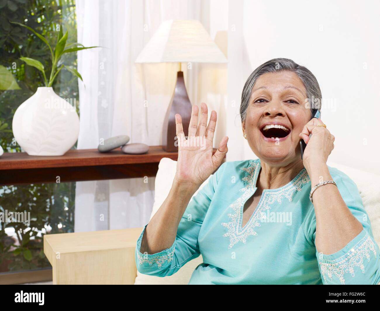 Laughing lady hi-res stock photography and images - Alamy