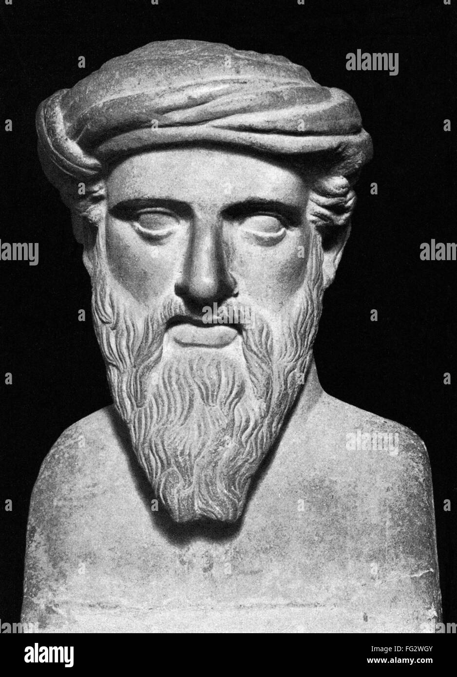 GREEK PORTRAIT BUST. /nMarble portrait bust of an unidentified Greek ...