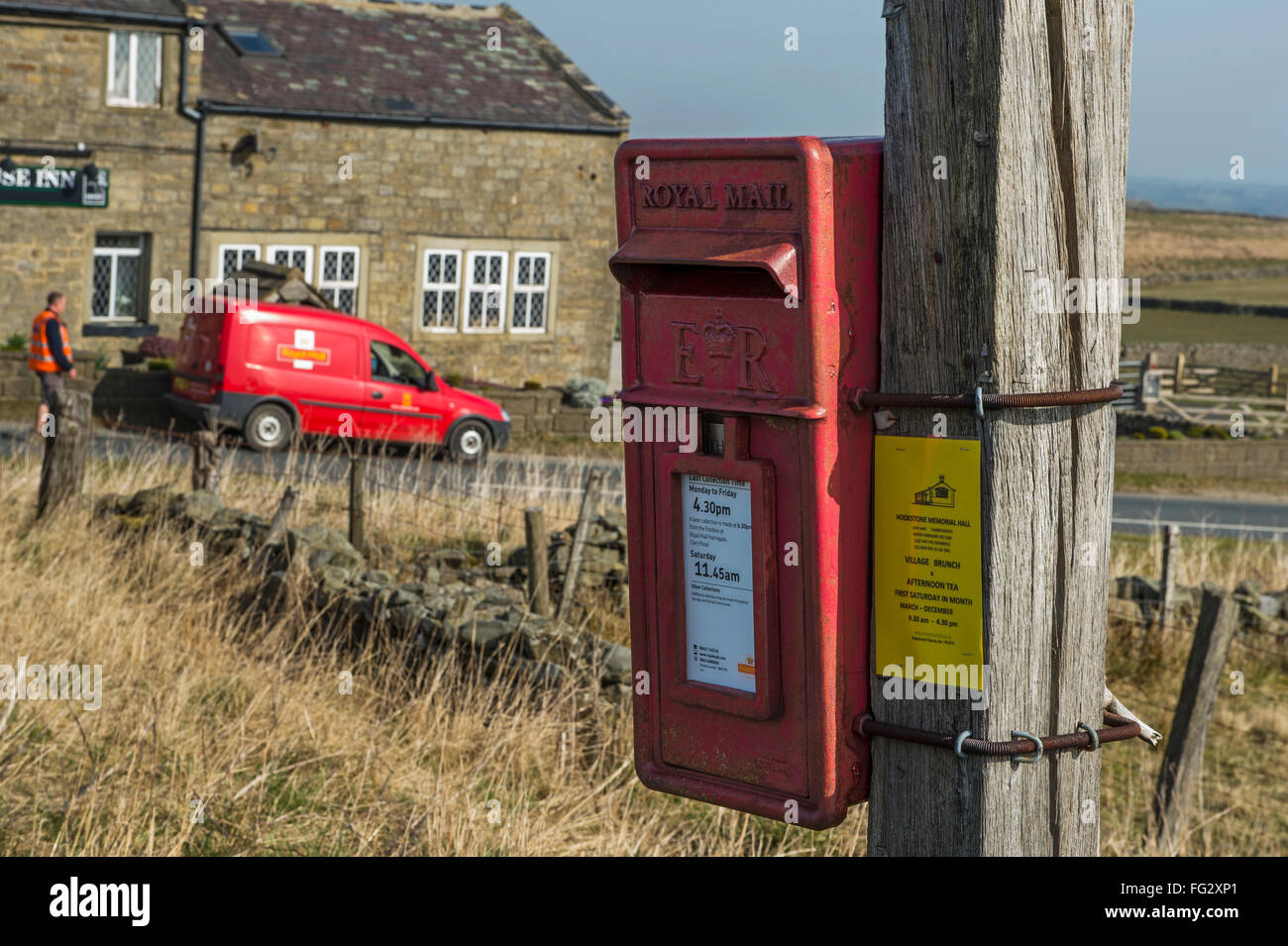 Rural post delivery van hi-res stock photography and images - Alamy