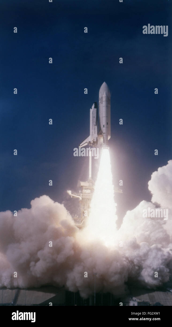 SPACE SHUTTLE LAUNCH, 1981. /nLaunch of the Space Shuttle Columbia for ...