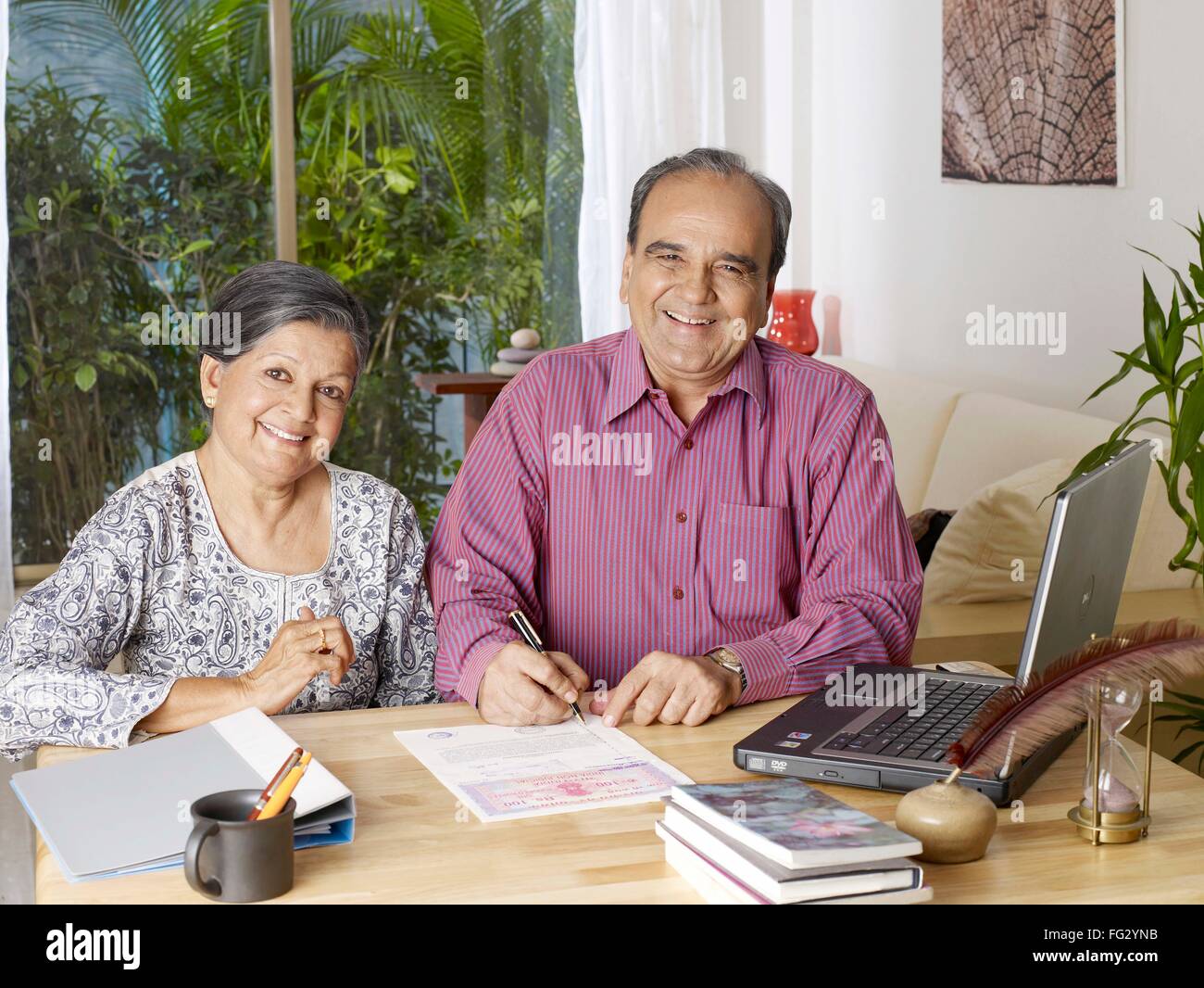 Old couple laptop computer, senior man woman, senior husband wife, MR ...