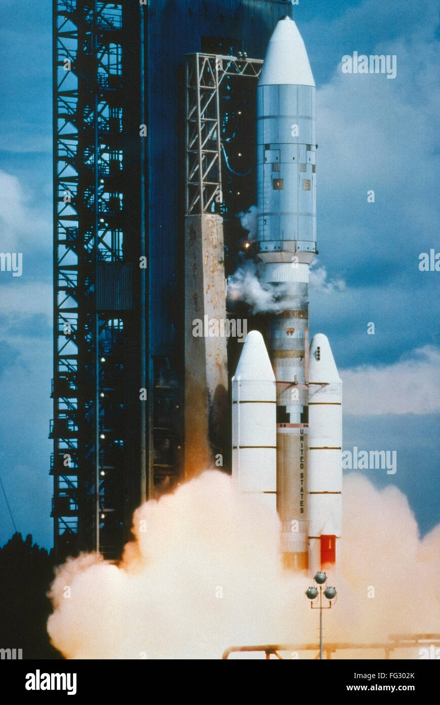 VOYAGER 2: LAUNCH, 1977. /nLaunch of the Voyager 2 spacecraft and Titan-Centaur rocket from ...