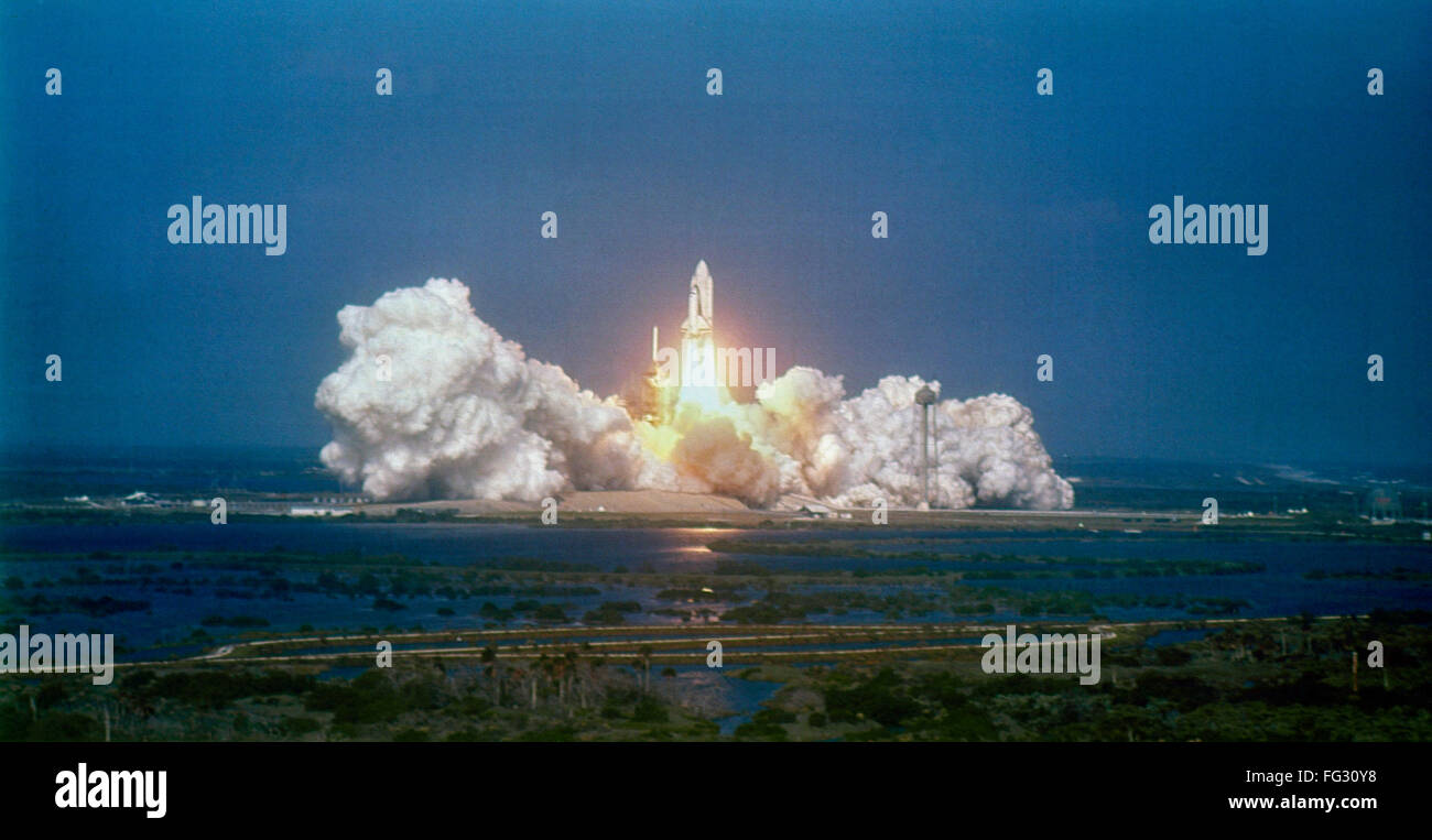 SPACE SHUTTLE LAUNCH, 1981. /nThe launch of the Space Shuttle Columbia ...