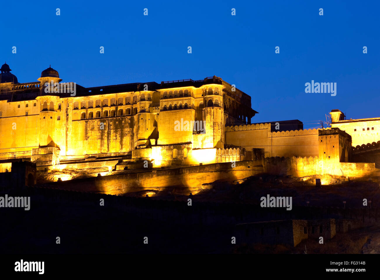 Amber fort night india hi-res stock photography and images - Alamy