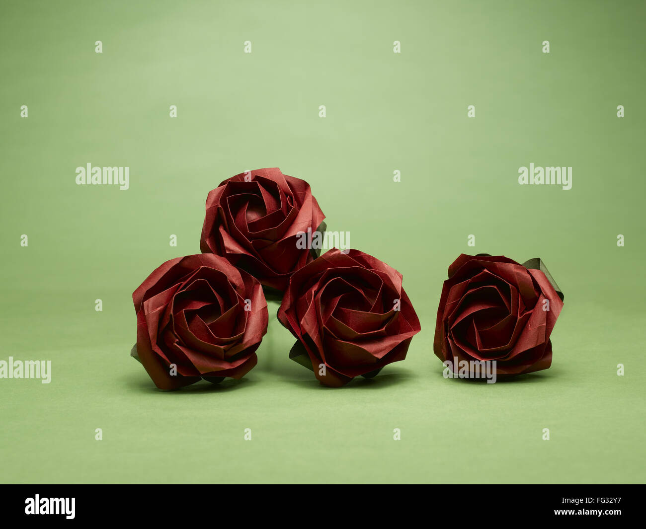 Origami red rose hi-res stock photography and images - Alamy