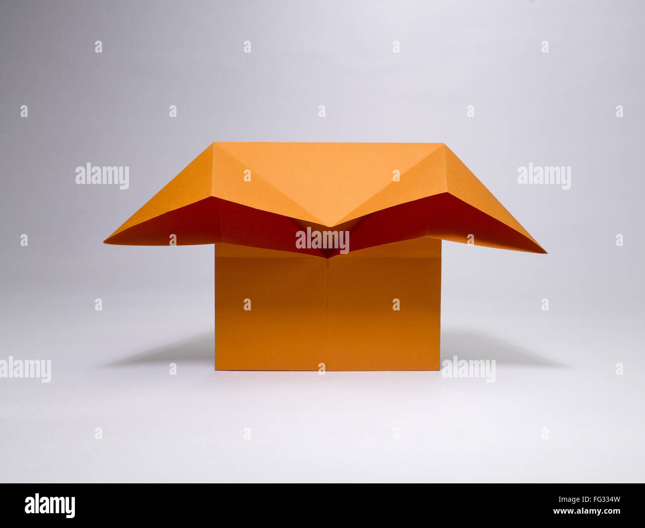 origami home India Asia Stock Photo - Alamy