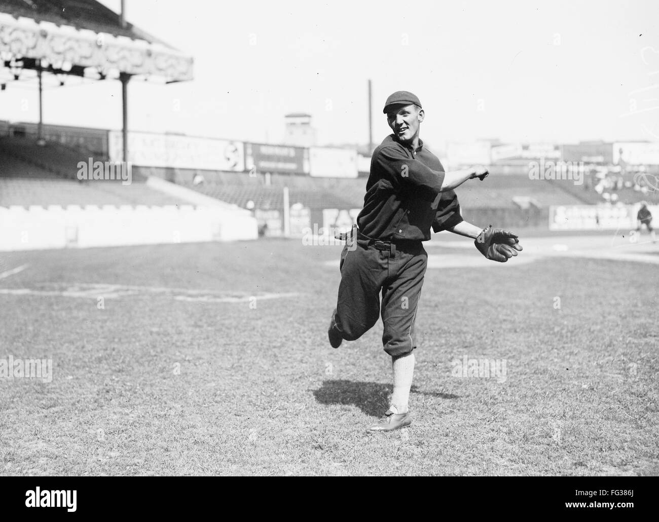 BUCK WEAVER (1890-1956). /nGeorge Daniel Weaver. American baseball ...
