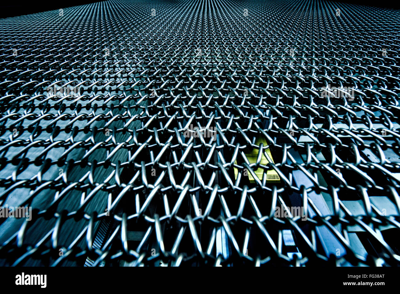 Close up chain link fence hi-res stock photography and images - Alamy