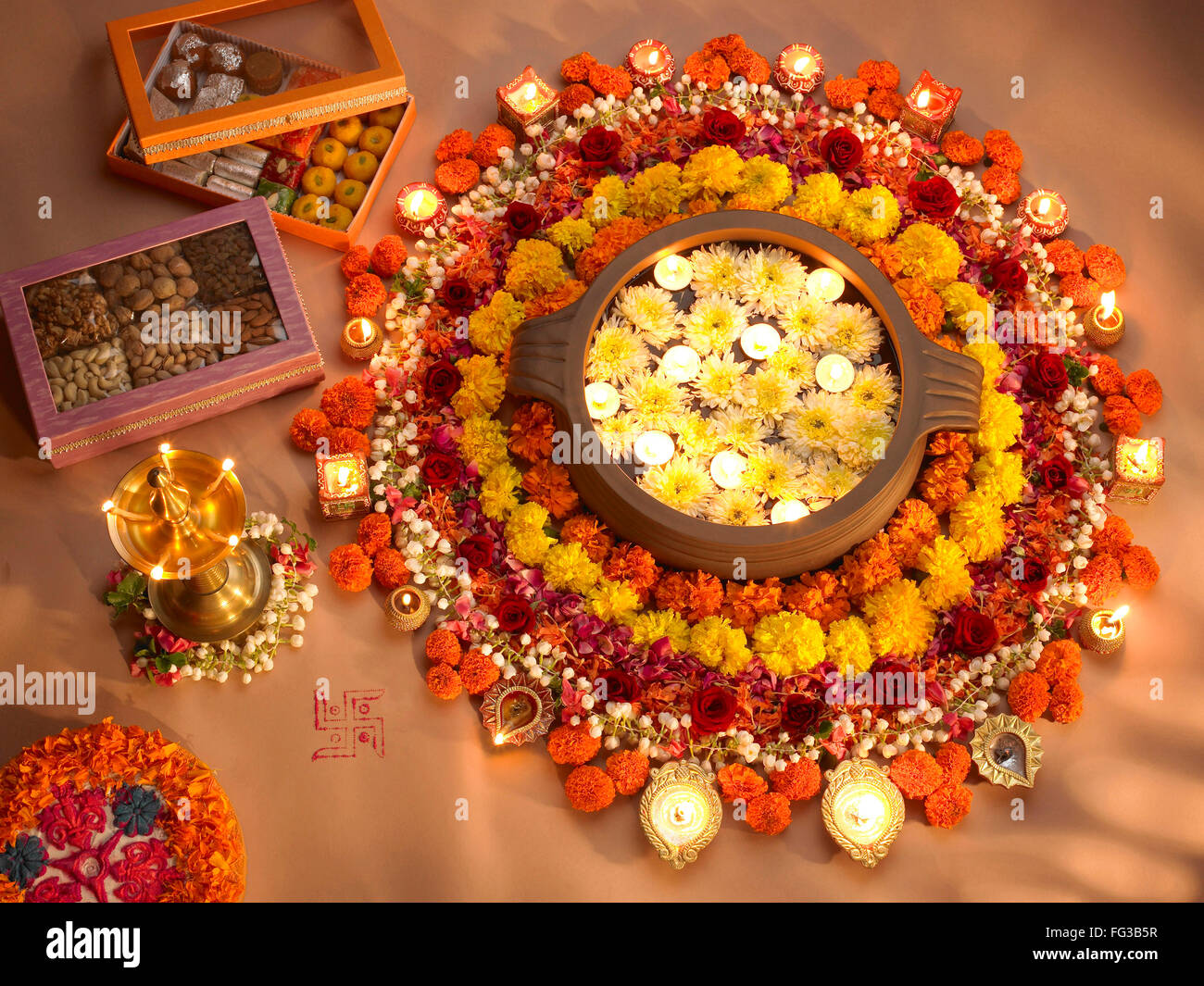 India diwali deepawali festival flower rangoli hi-res stock photography ...