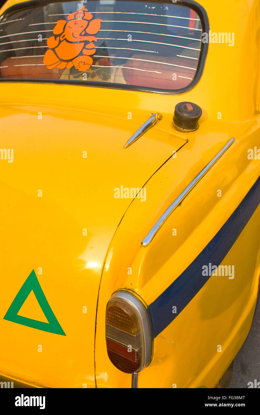 Yellow ambassador taxi hi-res stock photography and images - Alamy