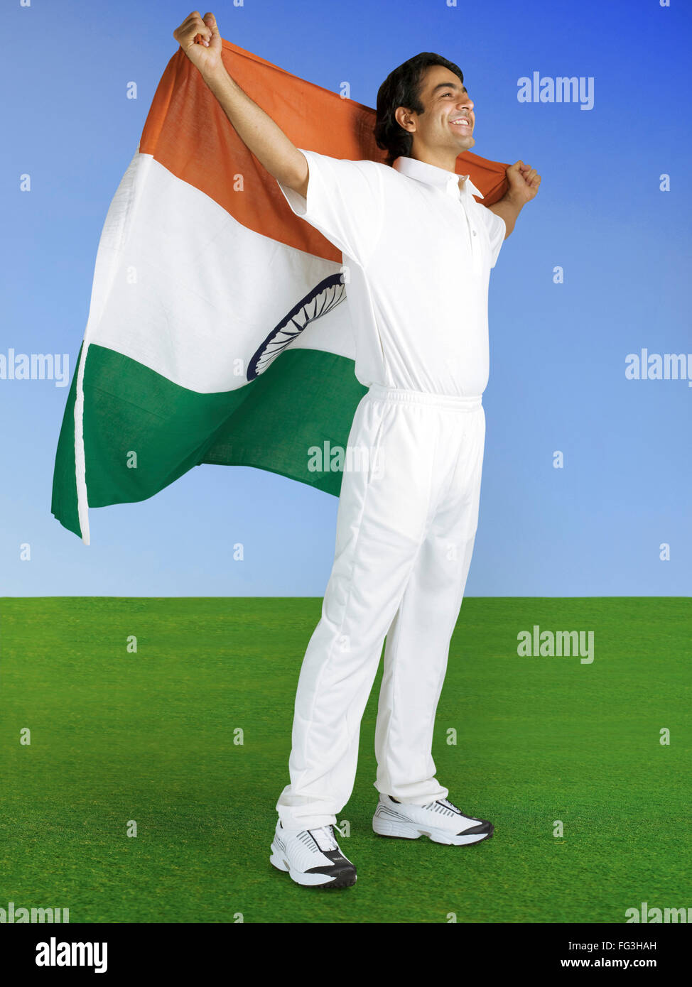 Cricketers standing hi-res stock photography and images - Alamy